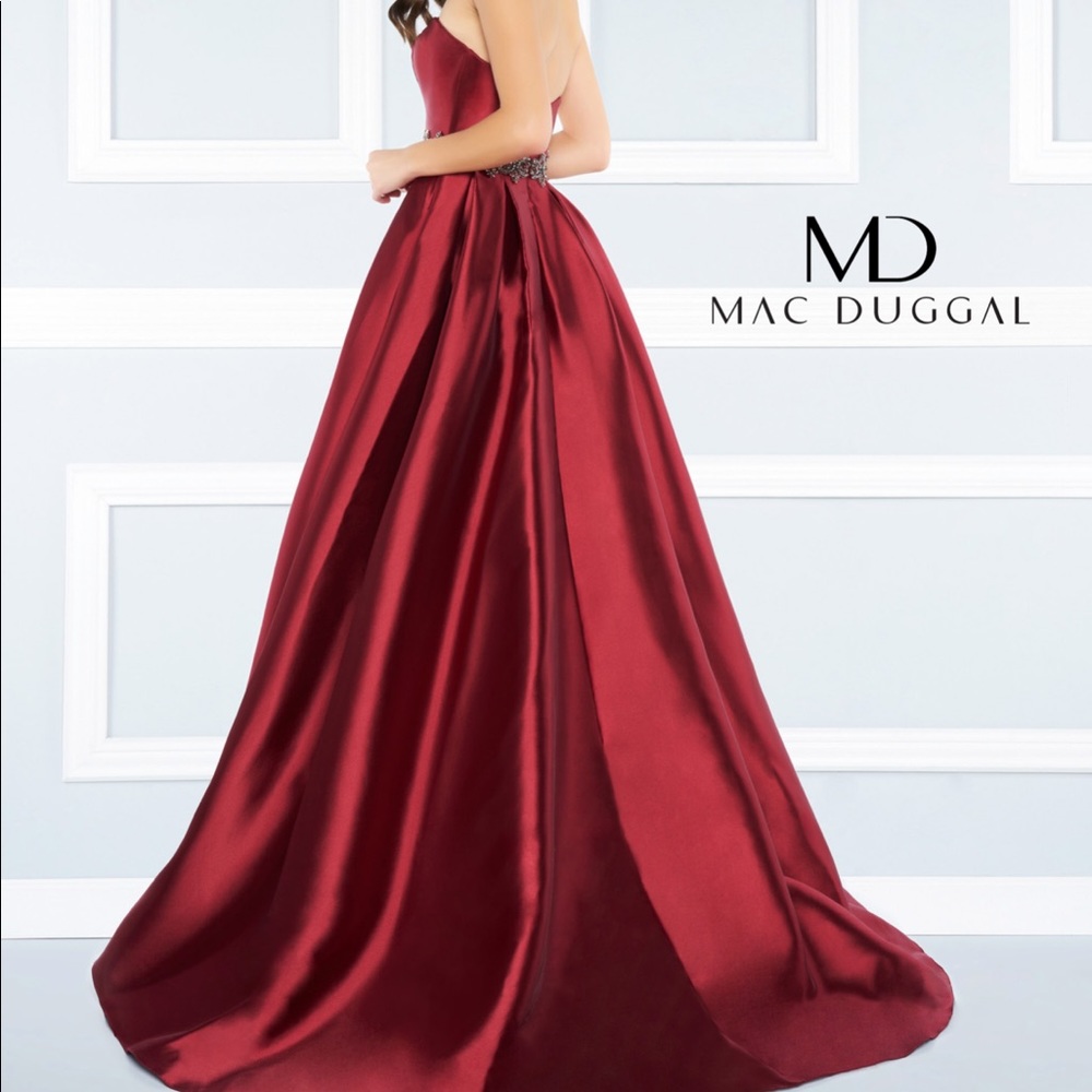 Mac Duggal #48519 - Gem